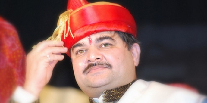 नाट्यपरिषदेच्या अध्यक्षपदी दामले - Marathi News | Mumbai Tarun Bharat