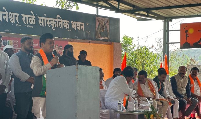 अमोल कोल्हेंचा राजकीय खात्मा शिरूरची जनताच करणार : प्रवीण दरेकर ...